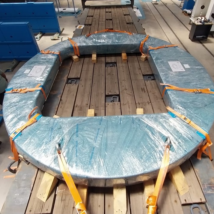 FLAT RACK YUKLEMESI VE LASHING UYGULAMASI 3